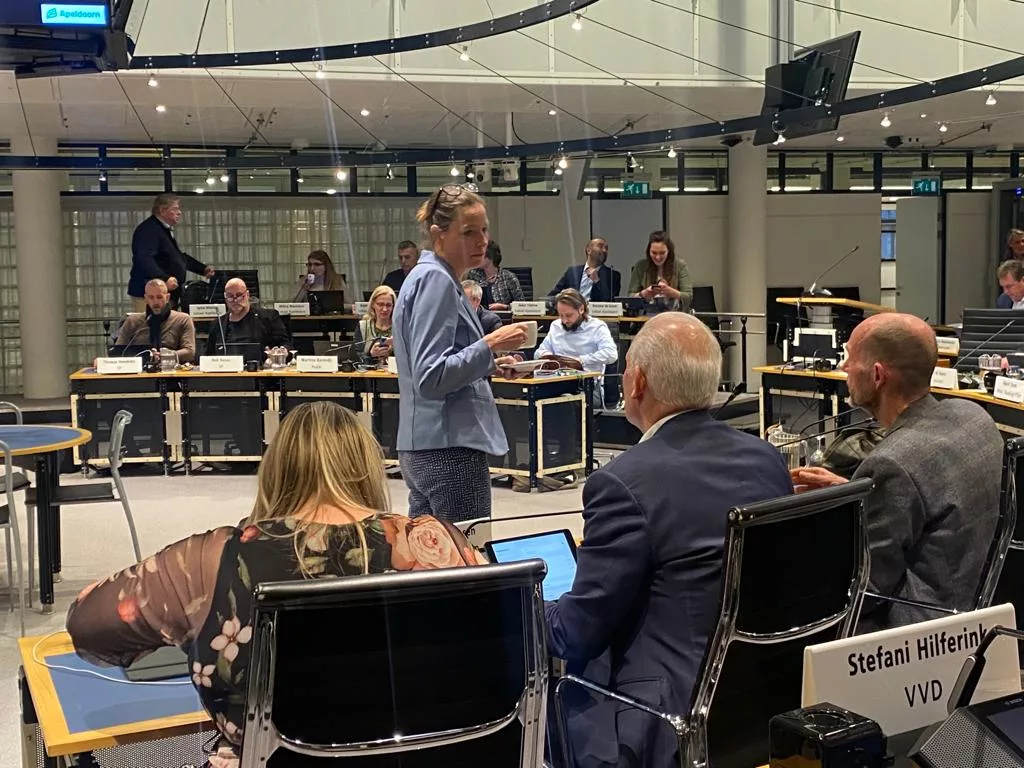 Een les 'lelijke politiek' - Hans van Gerrevink - CDA